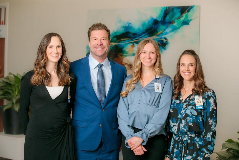 Staff | Dr Ian Weber | Orthopaedic Surgeon Westminster | Hip Surgeon ...